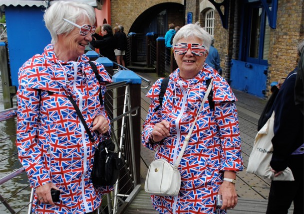 How to make friends at your Jubilee party | The Womens Room