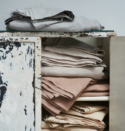 Washed linen bedlinen, the one time wrinkles are chic | The Womens Room